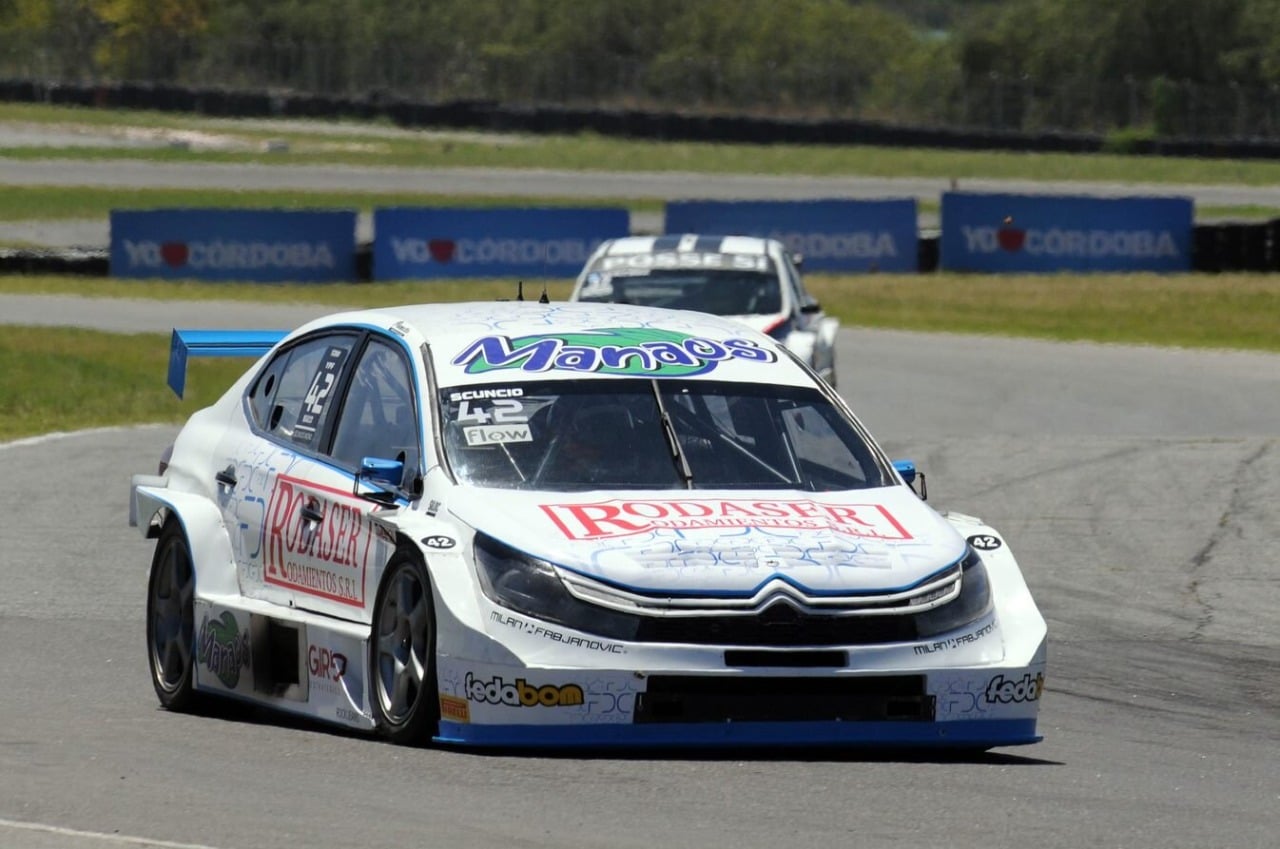 Javier Scuncio con noveno puesto y pole - +Motor Chile