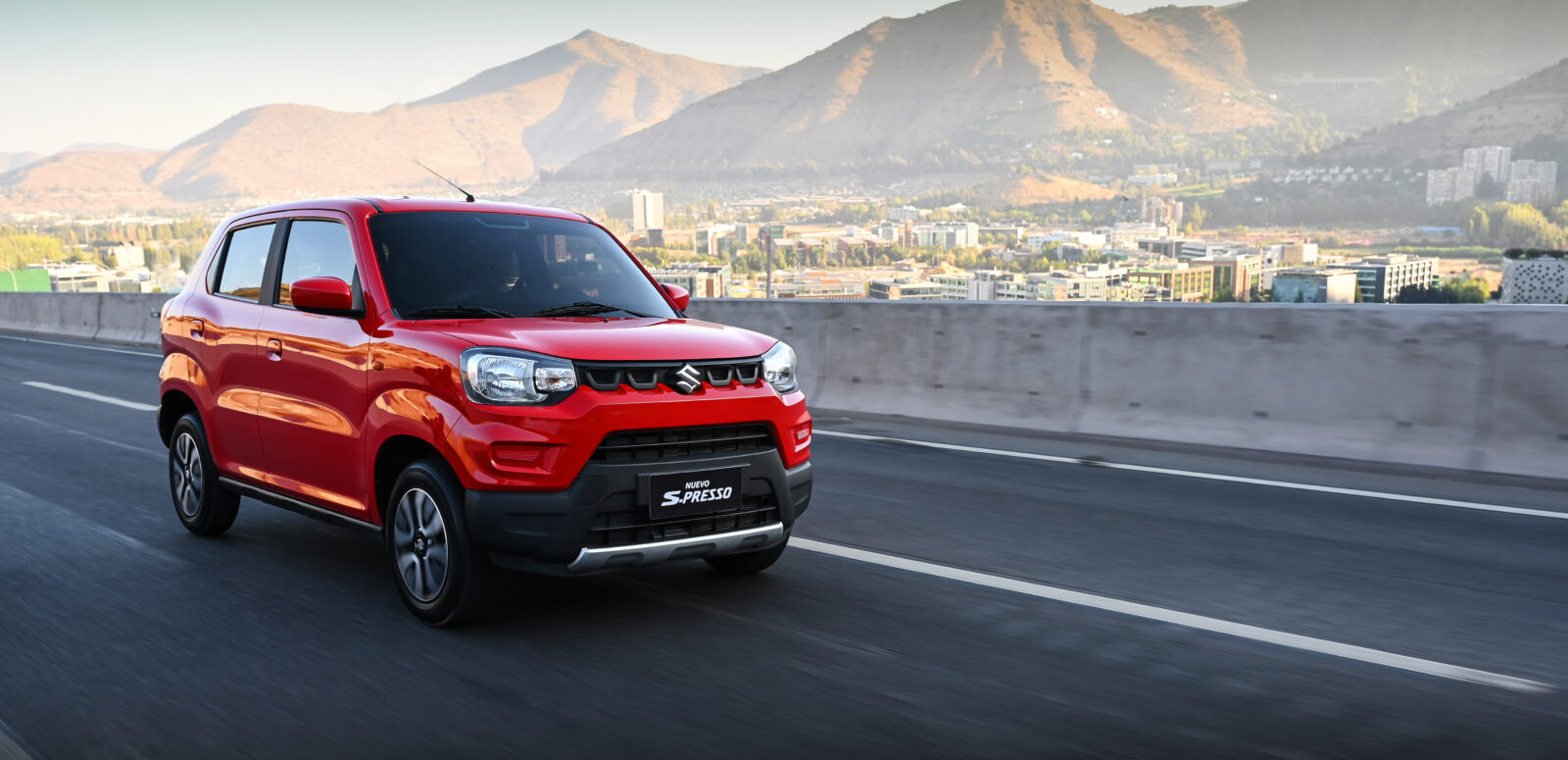 Suzuki S-Presso se renueva con mejoras de rendimiento - +Motor Chile