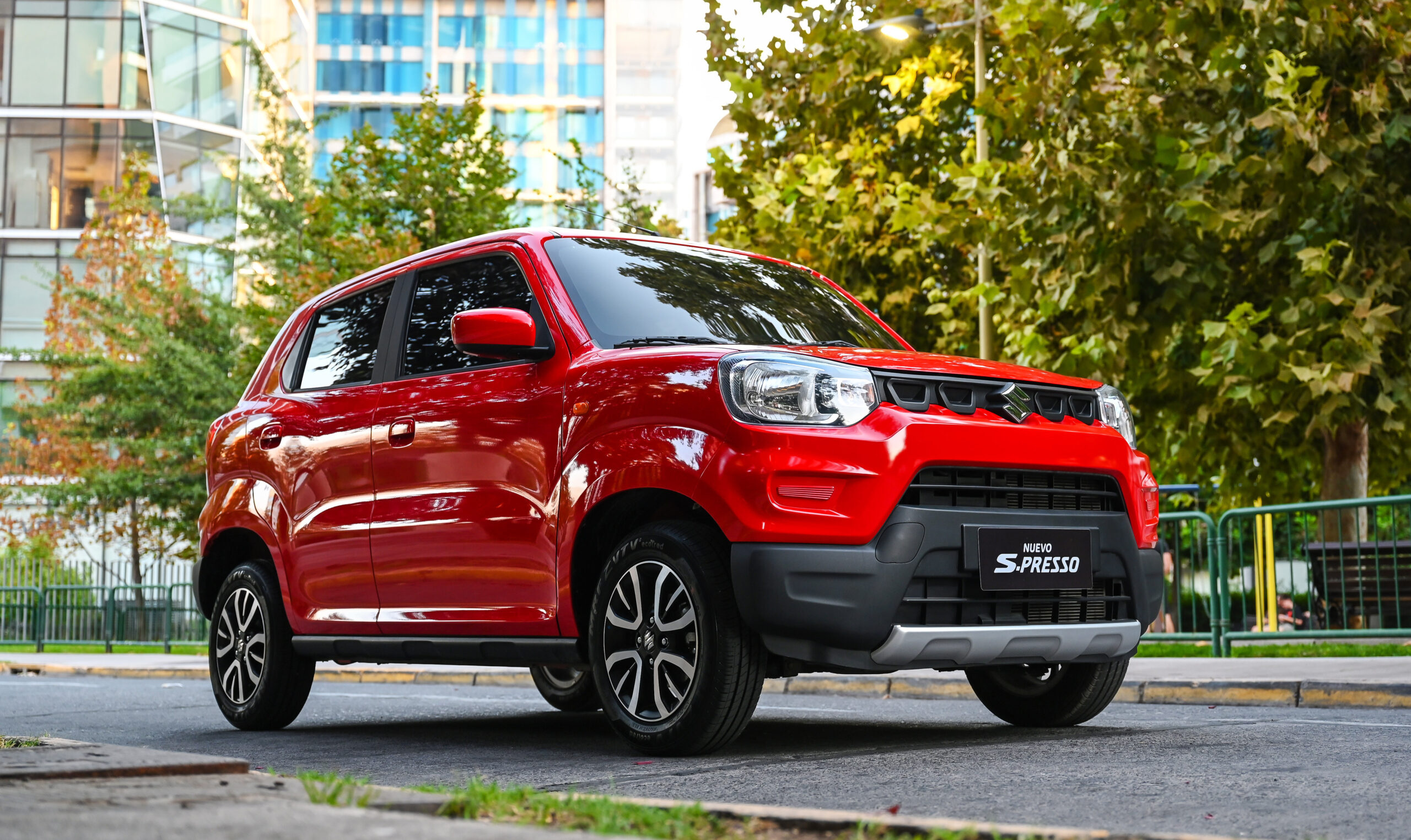 Suzuki S-Presso se renueva con mejoras de rendimiento - +Motor Chile