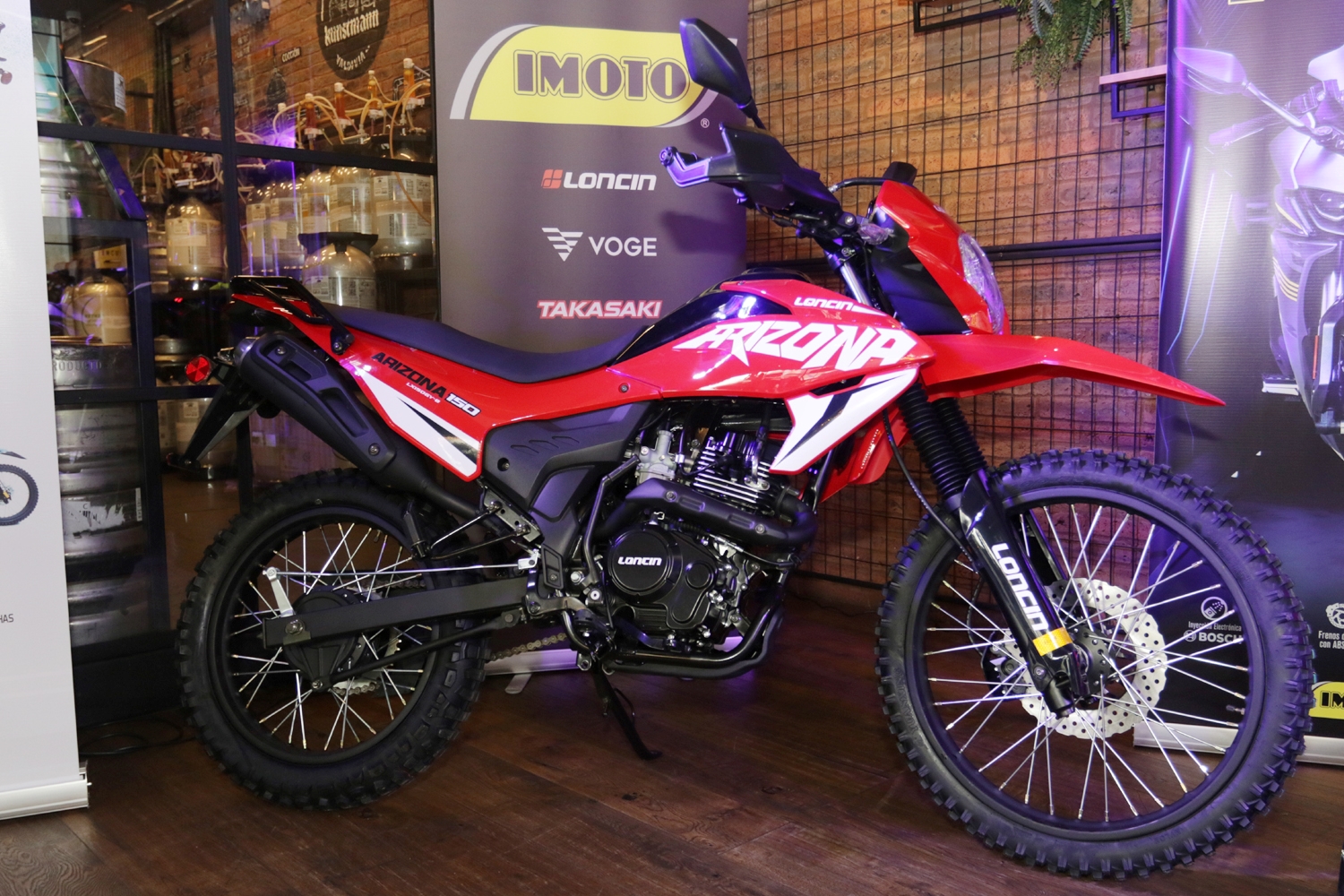 Importadora Imoto presenta la vogue 250RR y la Loncin Arizona - +Motor ...
