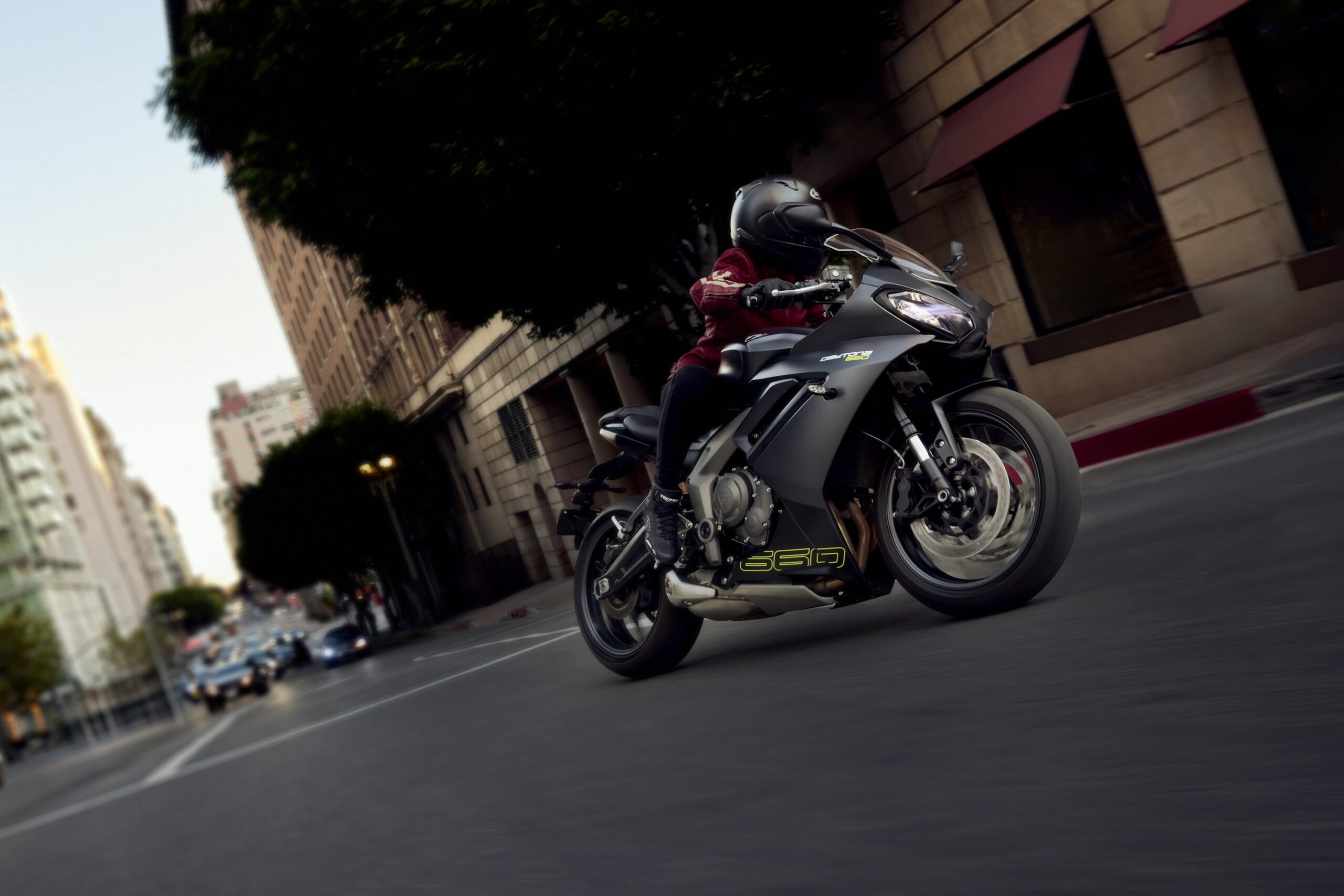 Daytona 660 inaugura un nuevo capítulo en la historia de Triumph ...
