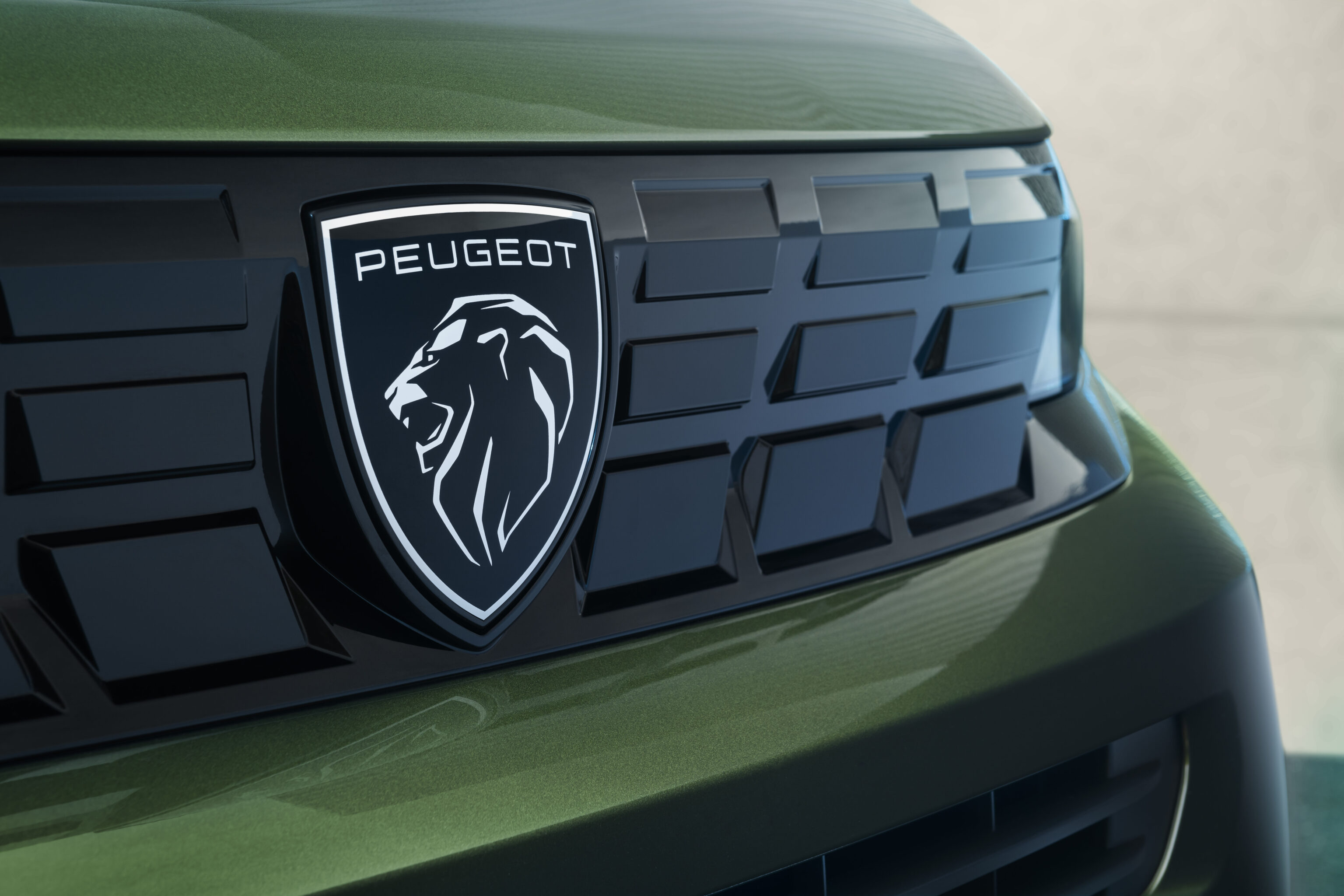 Peugeot Rifter: Versatilidad, conectividad y rendimiento redefinidos ...