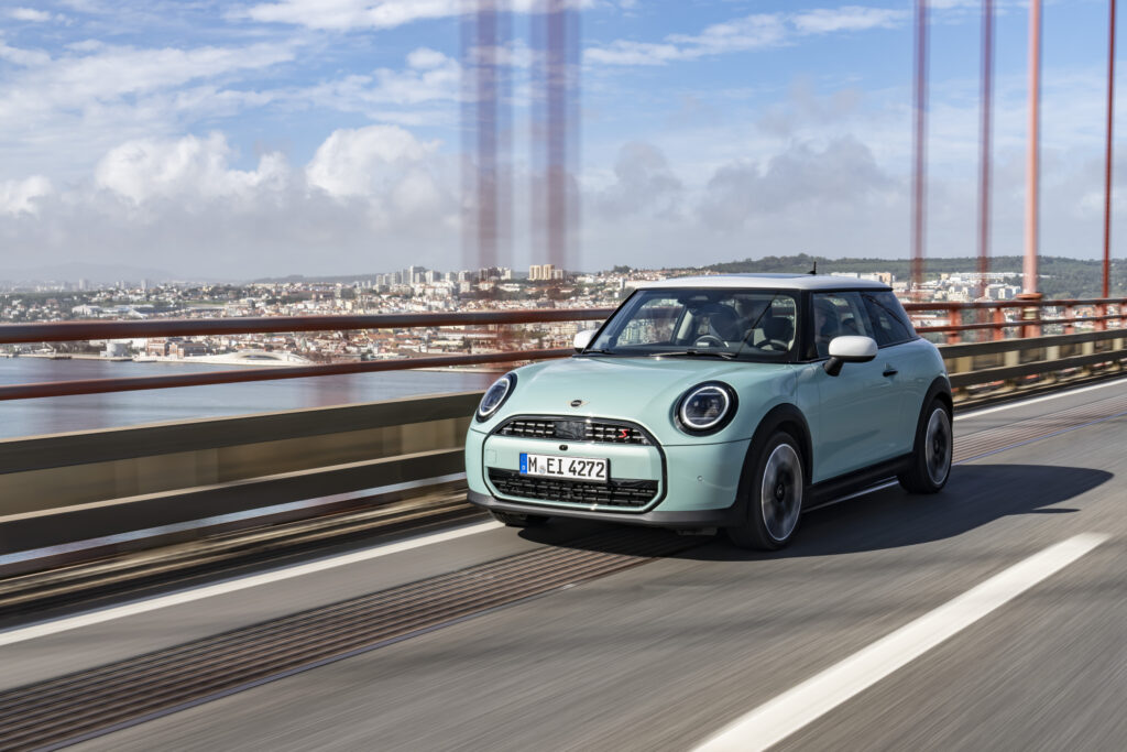 Mini Cooper 3 puertas: fidelidad a una larga tradición - +Motor Chile