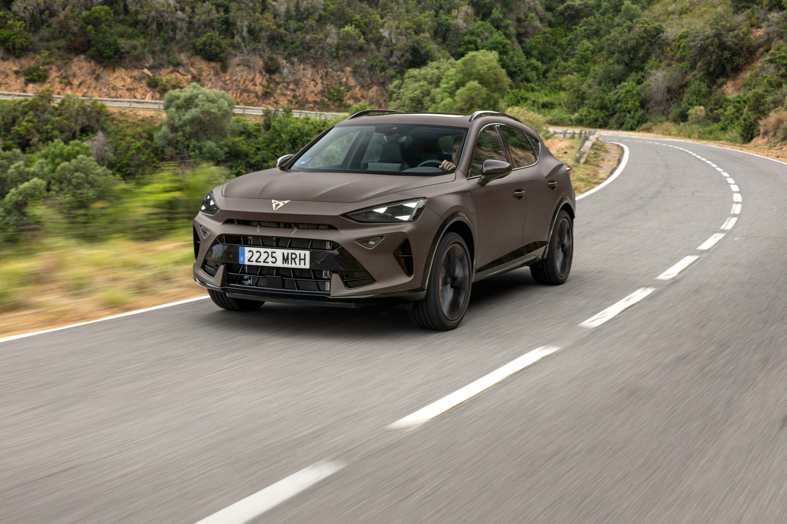 Nuevos Cupra León y Formentor: redefiniendo lo bueno para hacerlo ...